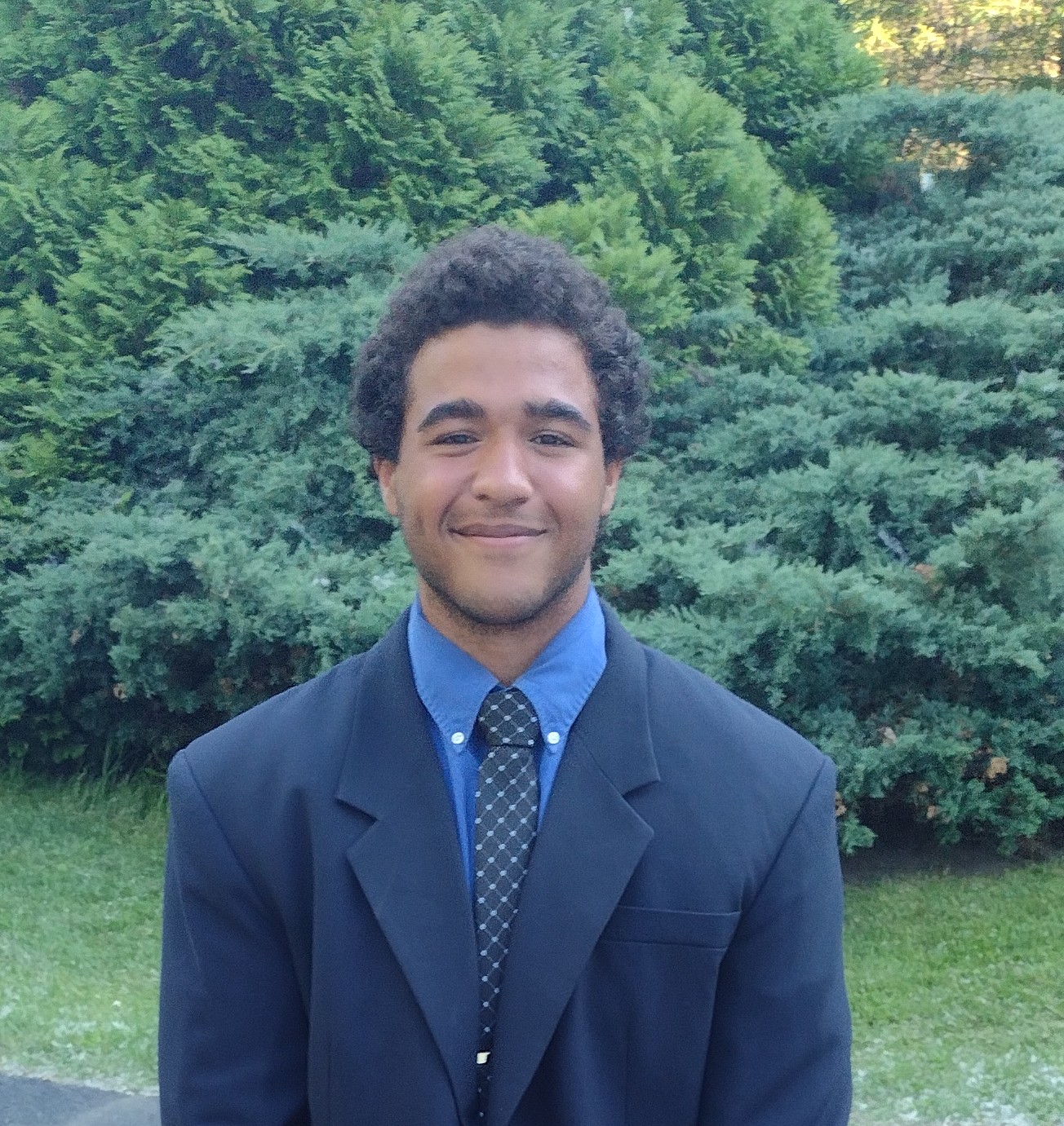 VSAC Mentorship Helps Isaiah Brunache Navigate College Choices | VSAC