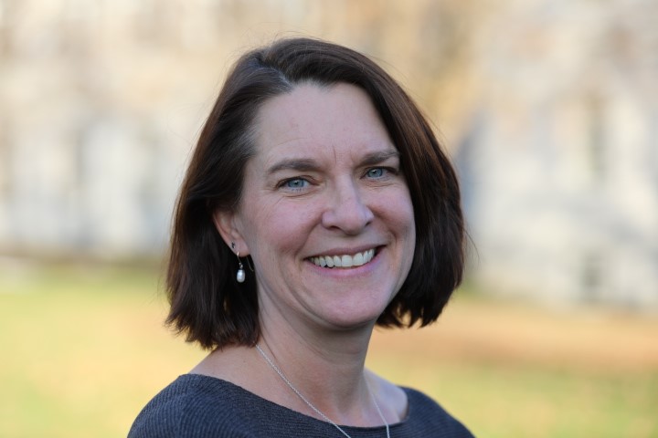 VSAC’s Amy Dodge uses her personal story to encourage first-generation ...